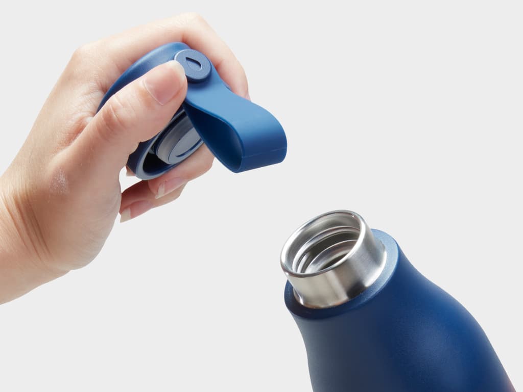 Original MOO Water Bottle Midnight Blue One-sided engraving | MOO